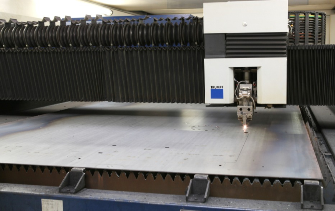 Nos métiers - La découpe laser de l’acier - Plasmo