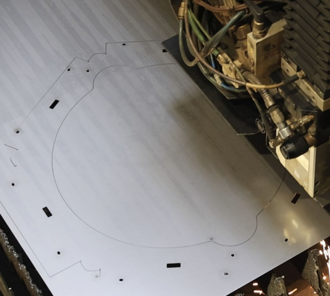 Nos métiers - La découpe laser de l’inox - Plasmo